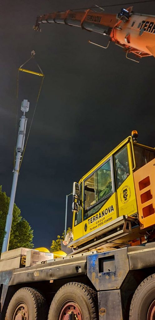AC70 puts up 5G mast in Southampton | Terranova